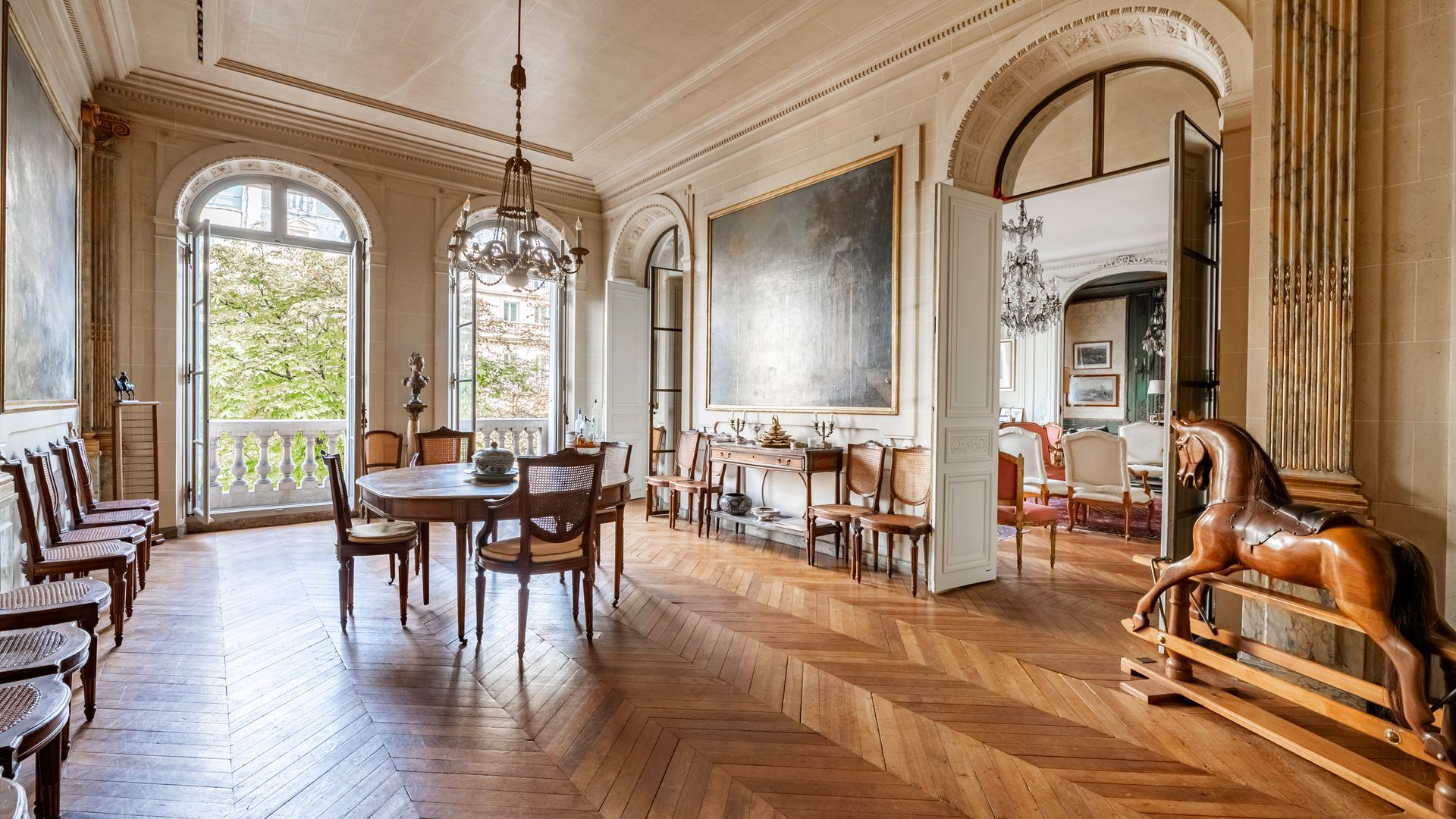 Sophisticated in Paris | Luxury Villa in Paris, France - Fivestar.ie